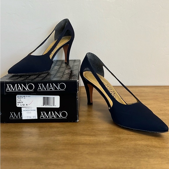 Amano | Shoes | Classic Pair Of Navy Pumps | Poshmark